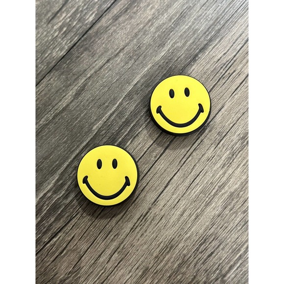 CROCS | Accessories | Smiley Face Happy Charm For Crocs Shoe Charms 2 ...
